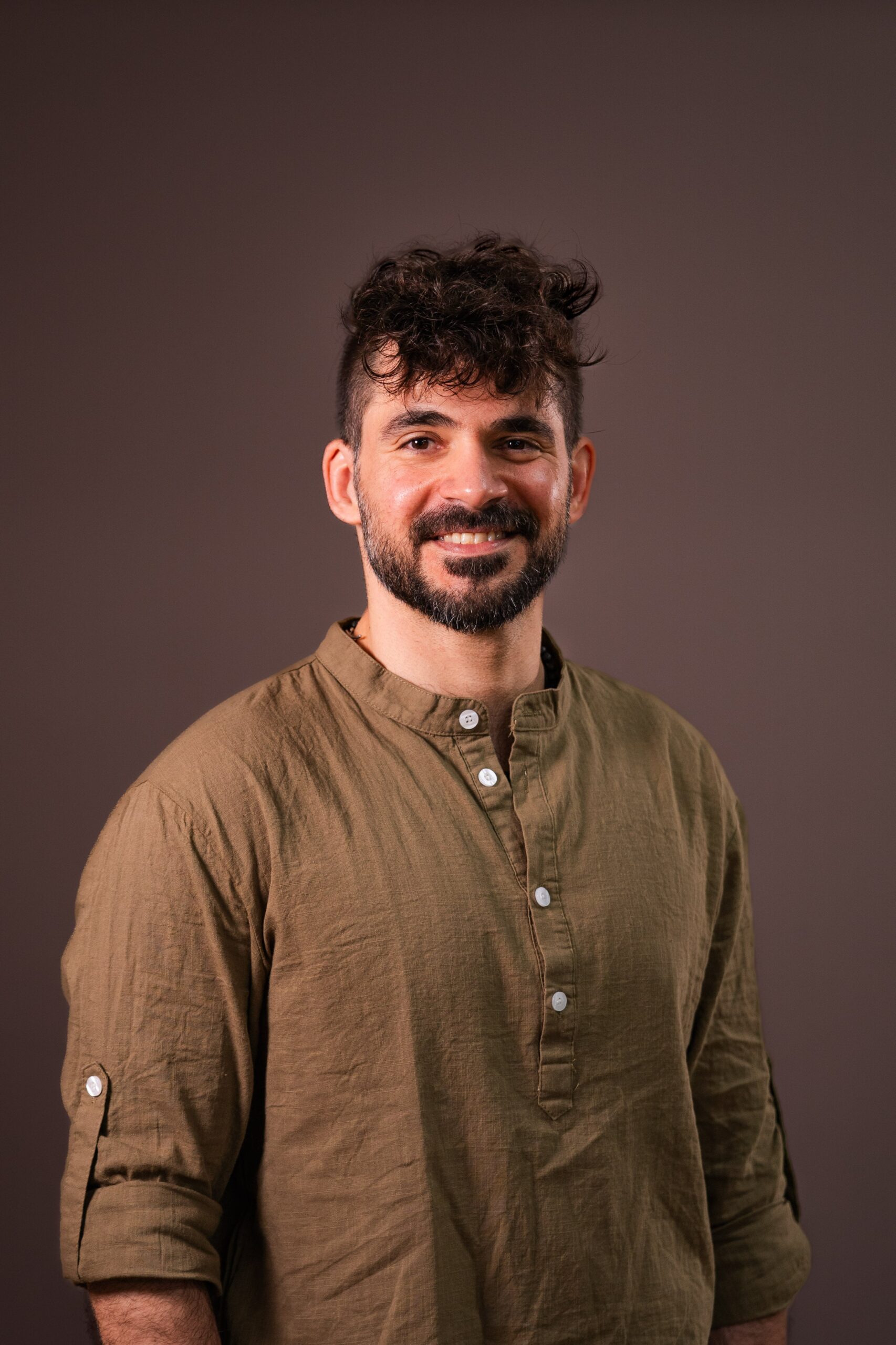 About me – Yanni – Sound Healer & Intuitive Guide - Faros Spirit